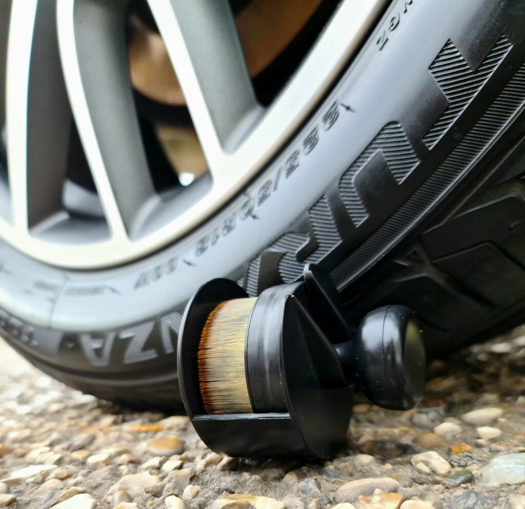 Tyre Dressing Applicator - BC Details